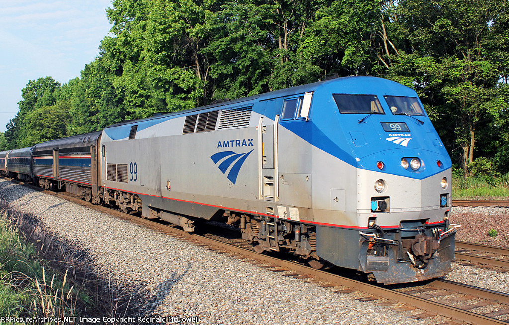 Amtrak 80
